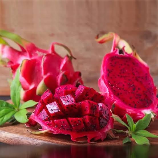 Dragon fruit (piece 150g-300g) pre-booking — The Farmette
